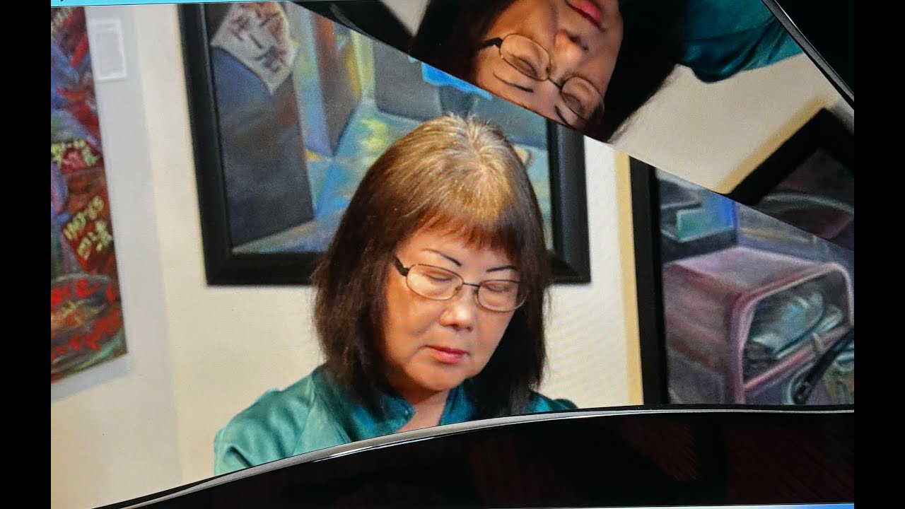 Beethoven "Moonlight Sonata" (1 mvt.) and artwork by bilan liao - YouTube