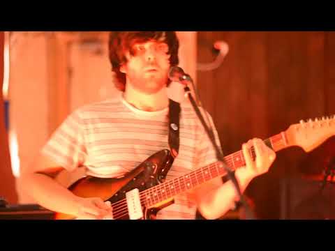 Deja Vega - Spitting Gas Live