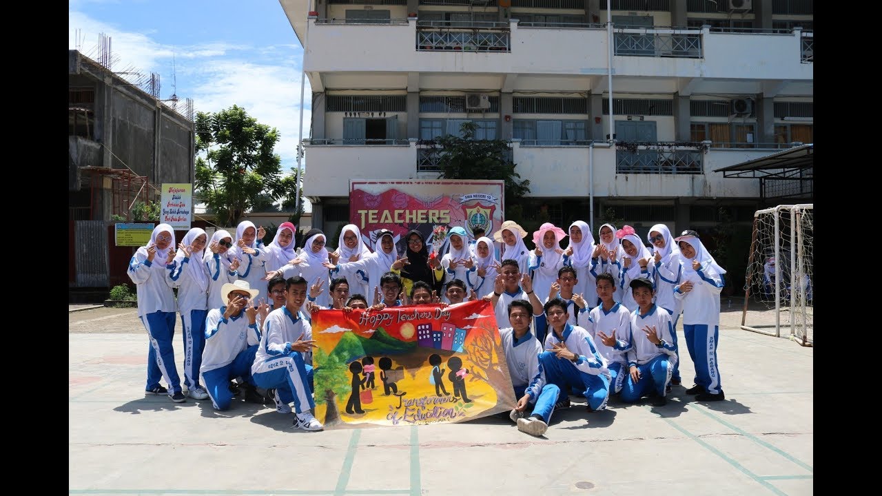 Hari Guru SMA N 10 Padang - YouTube