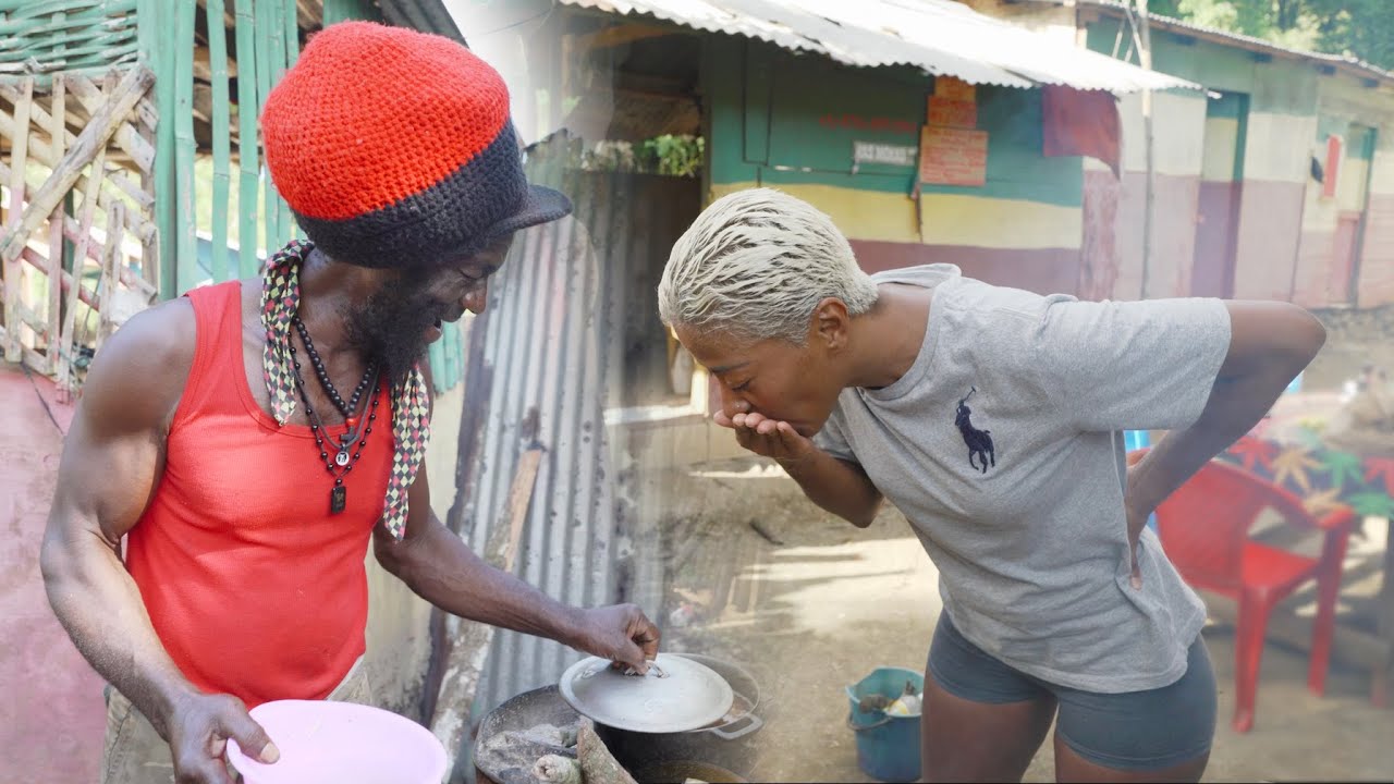 Outdoor Cooking Ras Mokko's Laugh Fi PEAS SOUP - YouTube