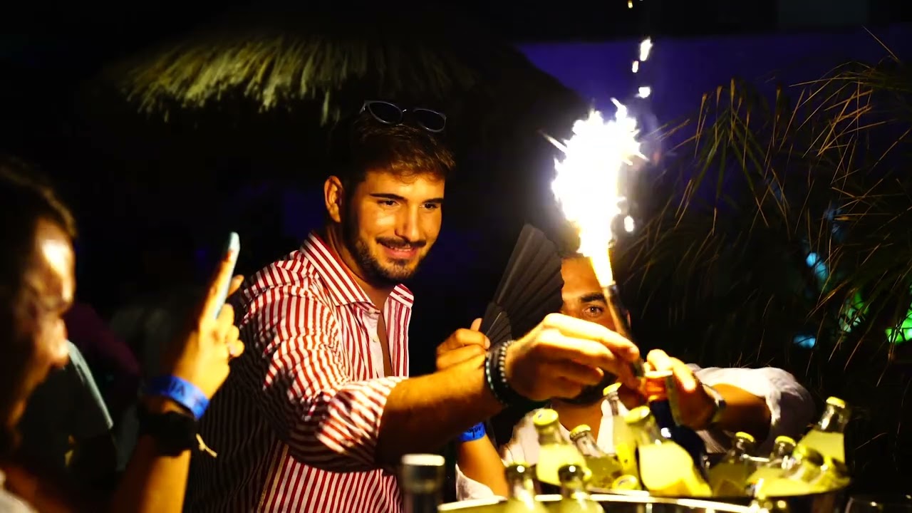 Alma Beach Club Mojácar - YouTube