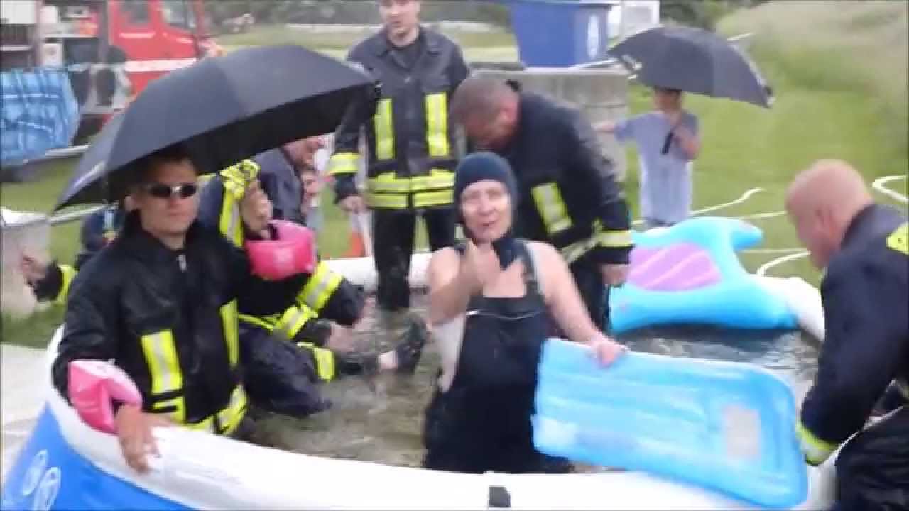 COLD WATER CHALLENGE Feuerwehr Glindenberg - YouTube