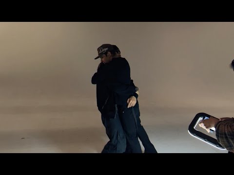 Samuel (사무엘) 'ZIGI-ZIGI-ZIGI' Challenge Behind with SEVENTEEN 민규&준