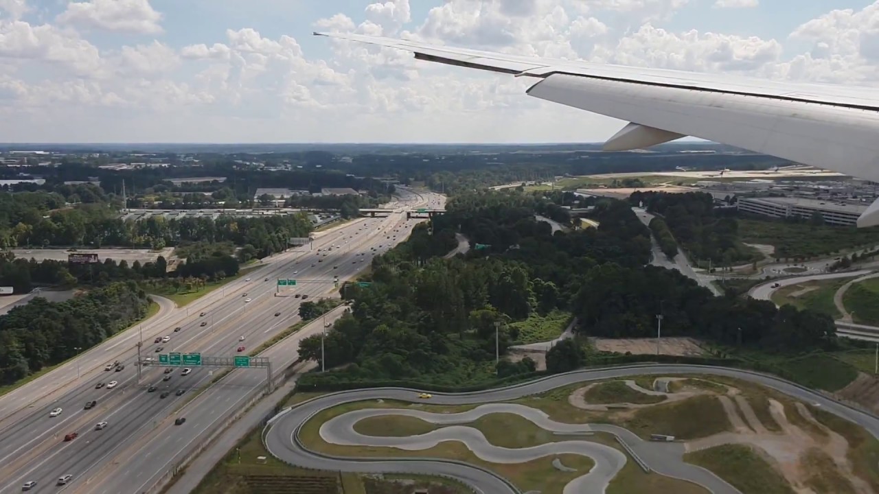 Delta Airlines 777 Landing in ATL Atlanta - YouTube