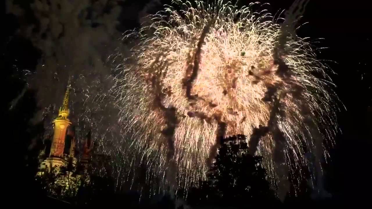 Fireworks at Disney not so scary Halloween party 2015 - YouTube
