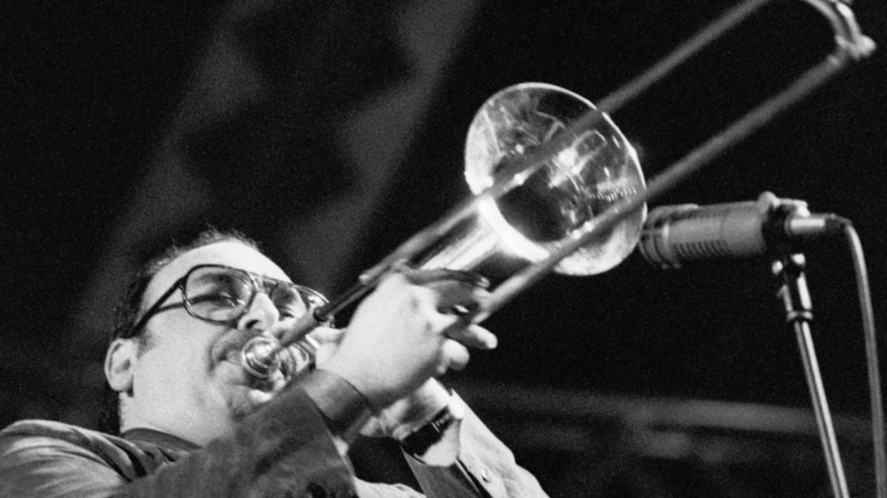 Gary Valente - Ending It - YouTube