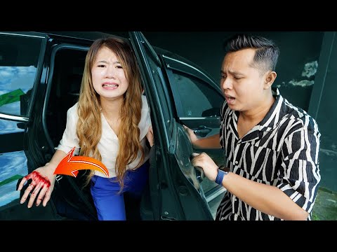 PRANK TANGAN KEJEPIT PINTU MOBIL!! REAKSI ZAINAL PANIK BANGET!!