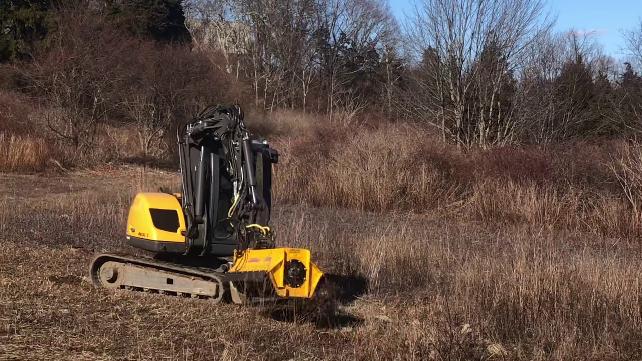 Mecalac 6MCR with Engcon Attachment by FAR the BEST Excavator on the ...