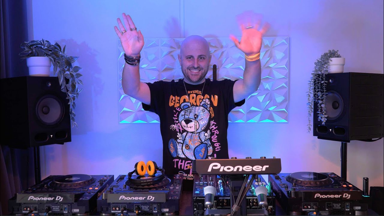 IVAN VICAN @. IN STUDIO_04 - OSLO, NORWAY 14/03/24 - YouTube