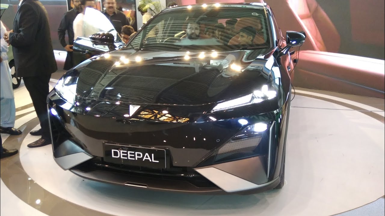 Deepal S07 in Pakistan #deepals07 #changan#deepal - YouTube