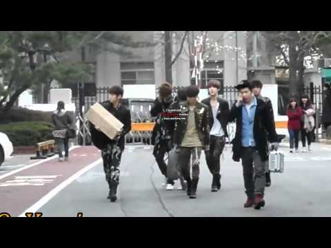 [HD] 120413 EXO-K walking into KBS building for Music Bank