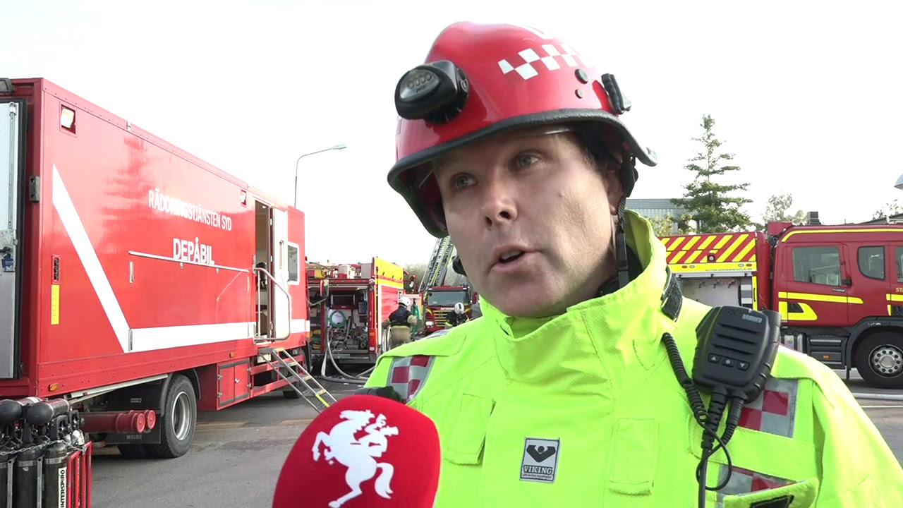 Intervju med Daniel Gren, insatschef - YouTube