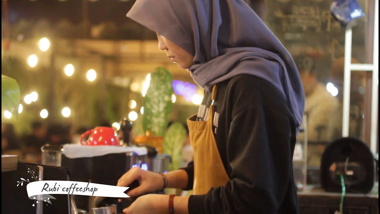 Rubi coffee shop Batam - YouTube