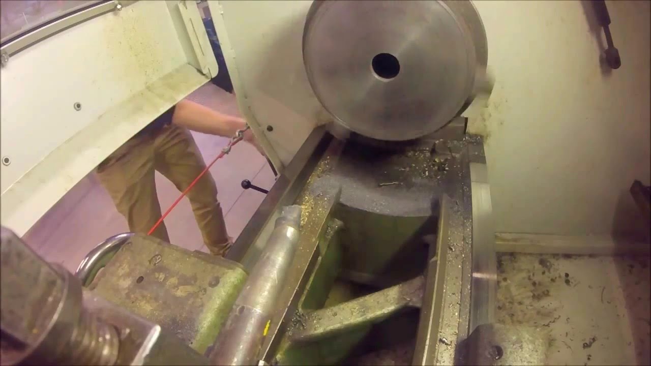 Usinage d'un plateau en Fonte pour un mandrin - YouTube