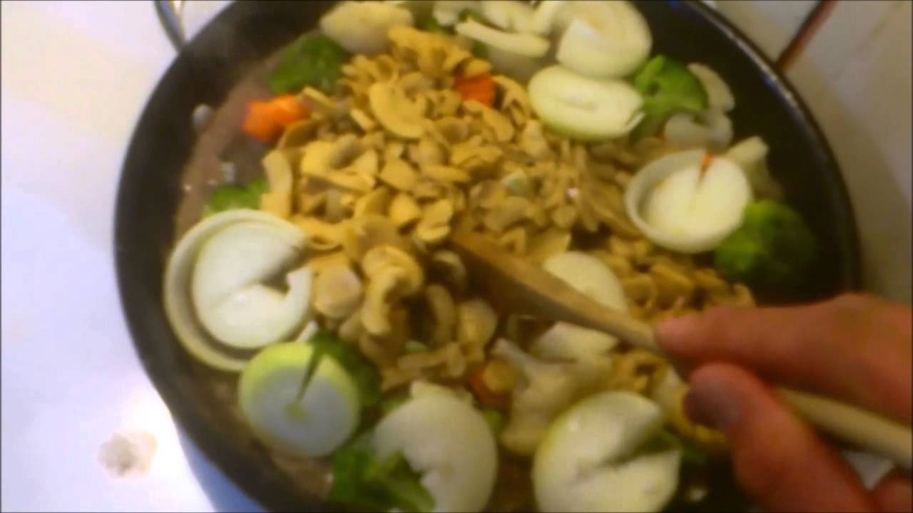 Cooking wit NDN JOE Moose Stir fry again. - YouTube