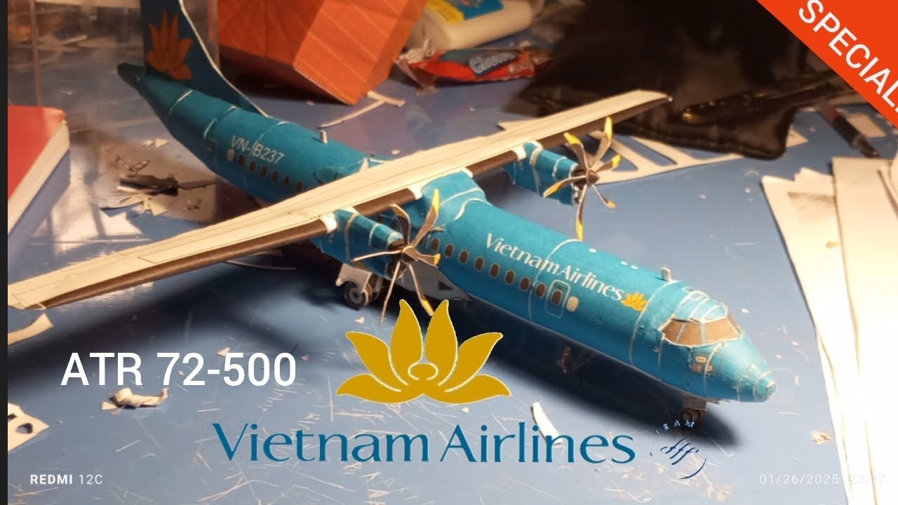 ATR 72-500 VIETNAM AIRLINES PAPERCRAFT 1:120 | KhanhAviation - YouTube