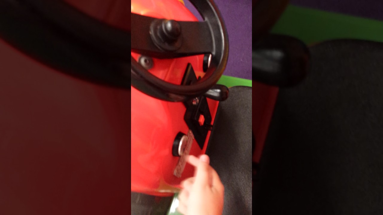 Northern Leisure Tractor Tom Kiddie Ride (V2) - YouTube