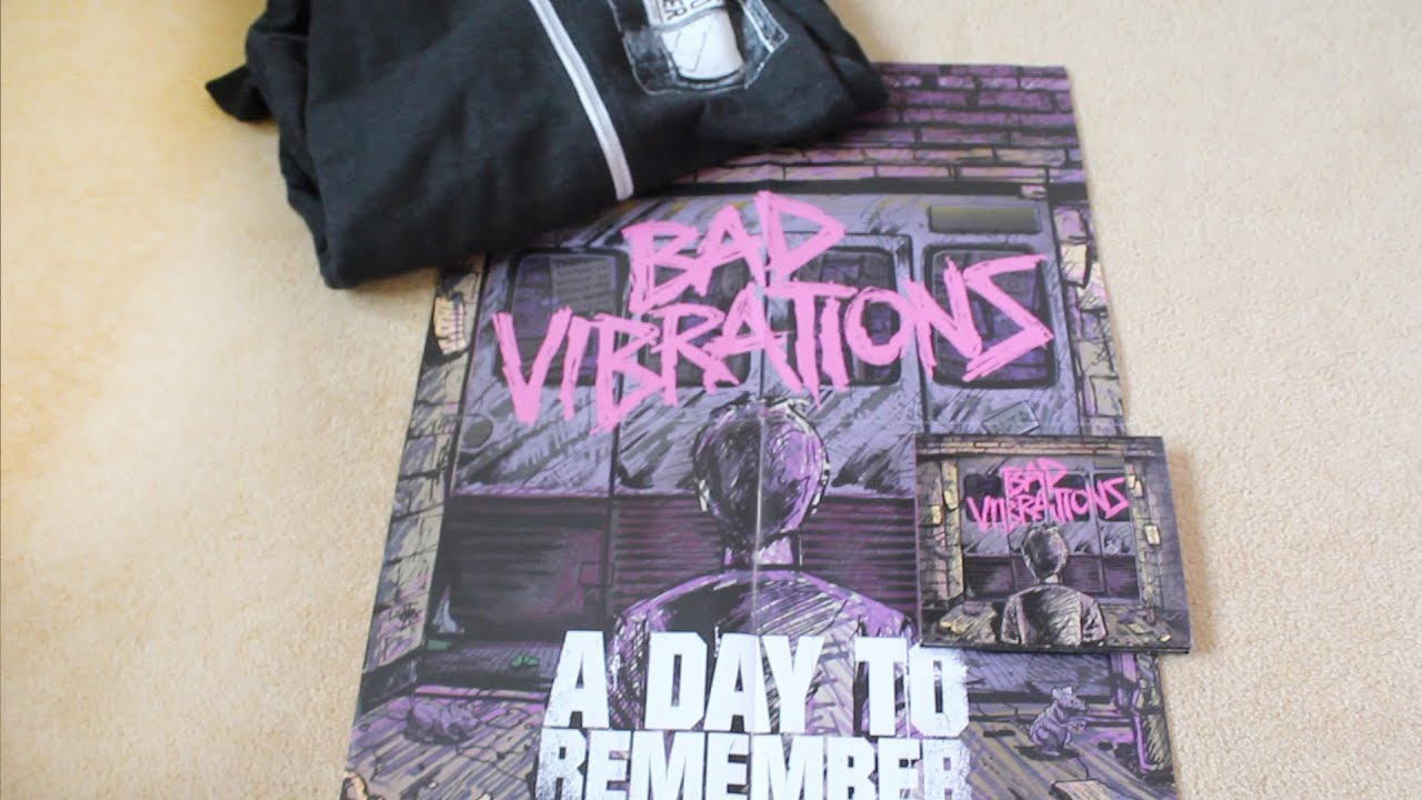 A Day to Remember Bad Vibrations Deluxe Edition/Hoody/Poster Bundle ...