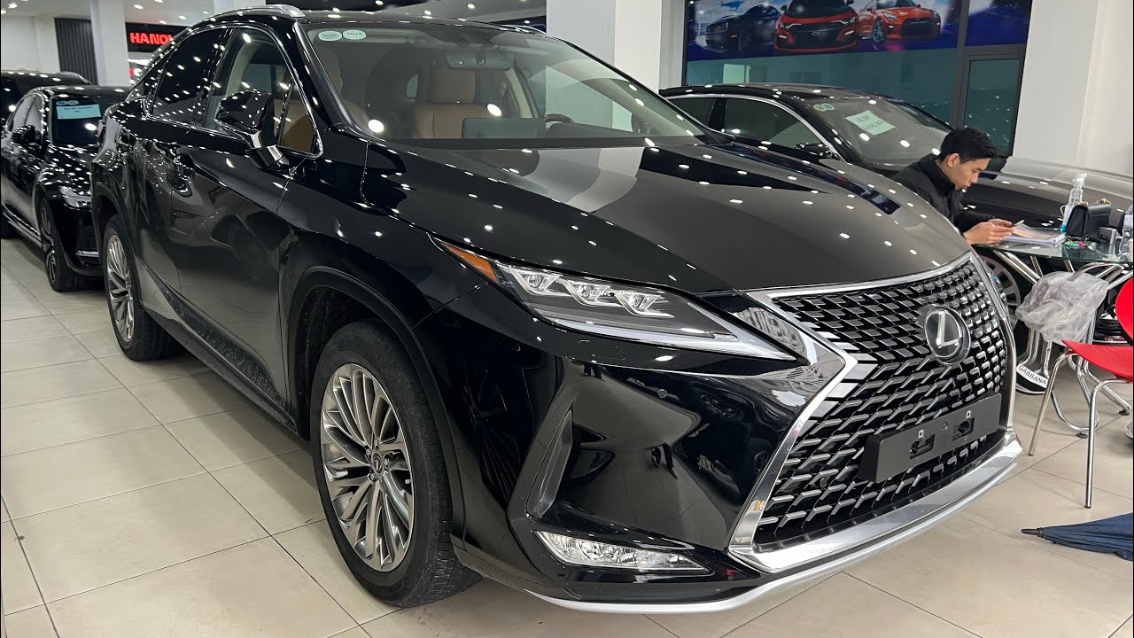 Lexus RX300 2021 đi hơn 2 vạn! Xe tư nhân 1 chủ từ mới ĐK T12/2021, quá ...