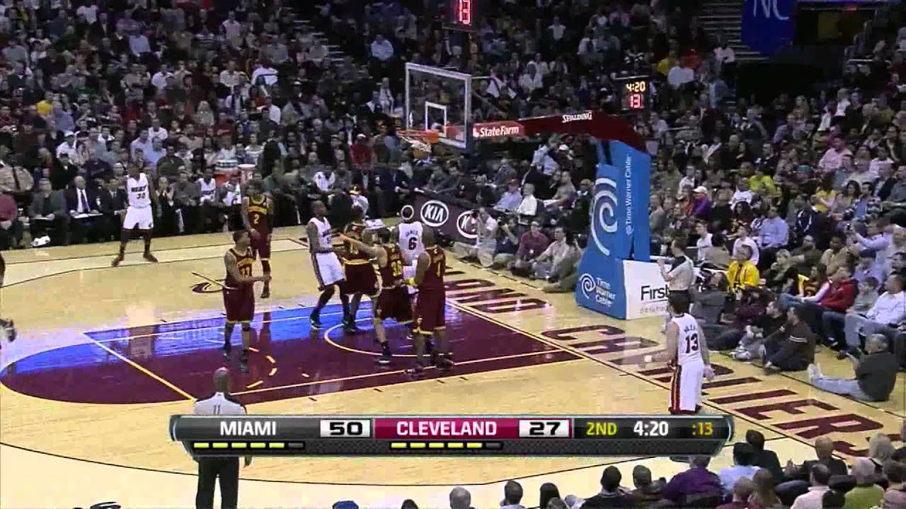 Lebron James 28 points, 14 in 3rd quarter (4 sick dunks) vs cleveland ...