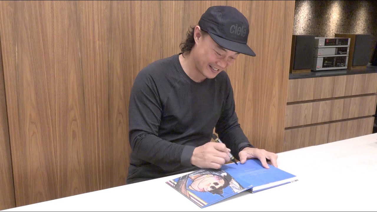 陳奕迅 Eason Chan 新專輯《CHIN UP!》四小時簽碟大會 - YouTube