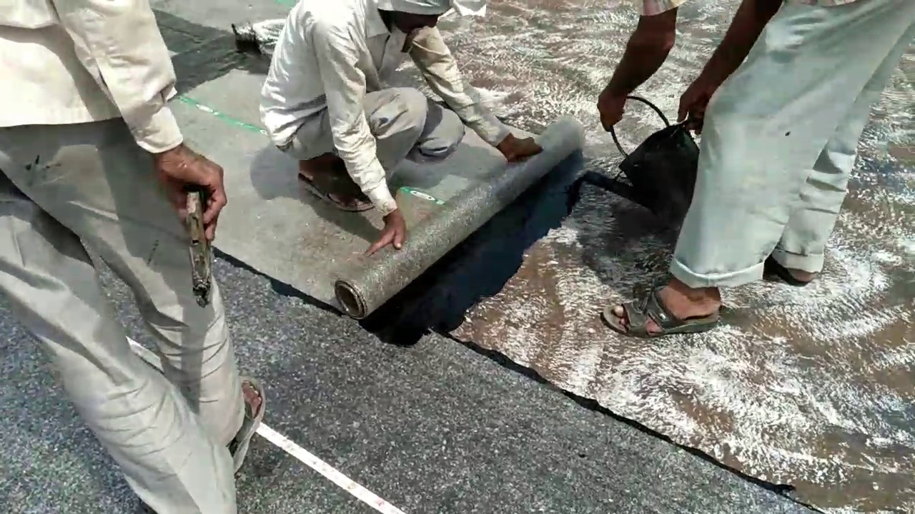 Water Proofing of roof with Tar Felt - YouTube