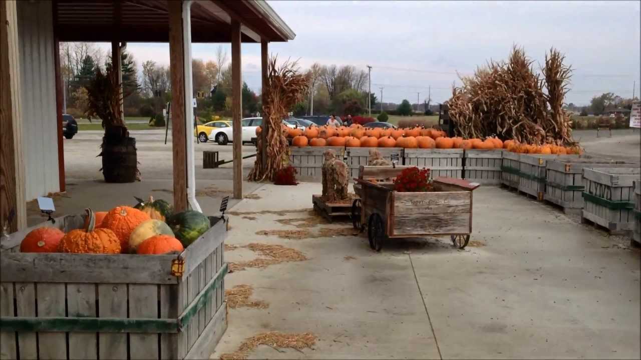 Lynd's Fruit Farm - YouTube