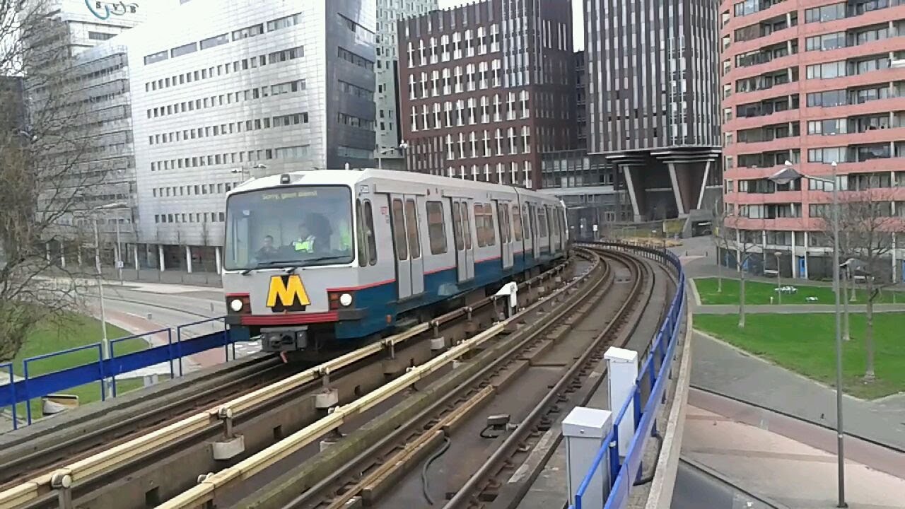 Zéér Bijzonder : RET Metro 4*Type T op ''Lijn D'' (Buiten dienst ...