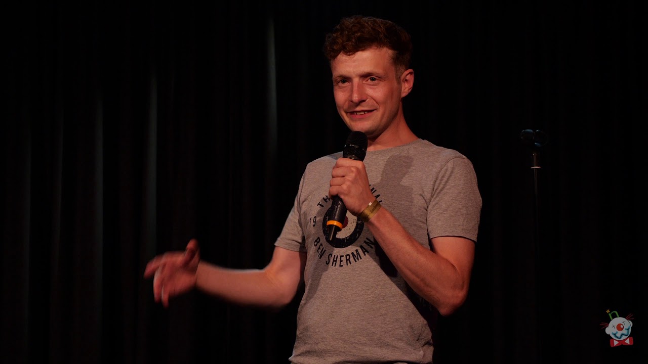 Jonas Brückner @ 6. Comedy NOW Weltpremiere - YouTube