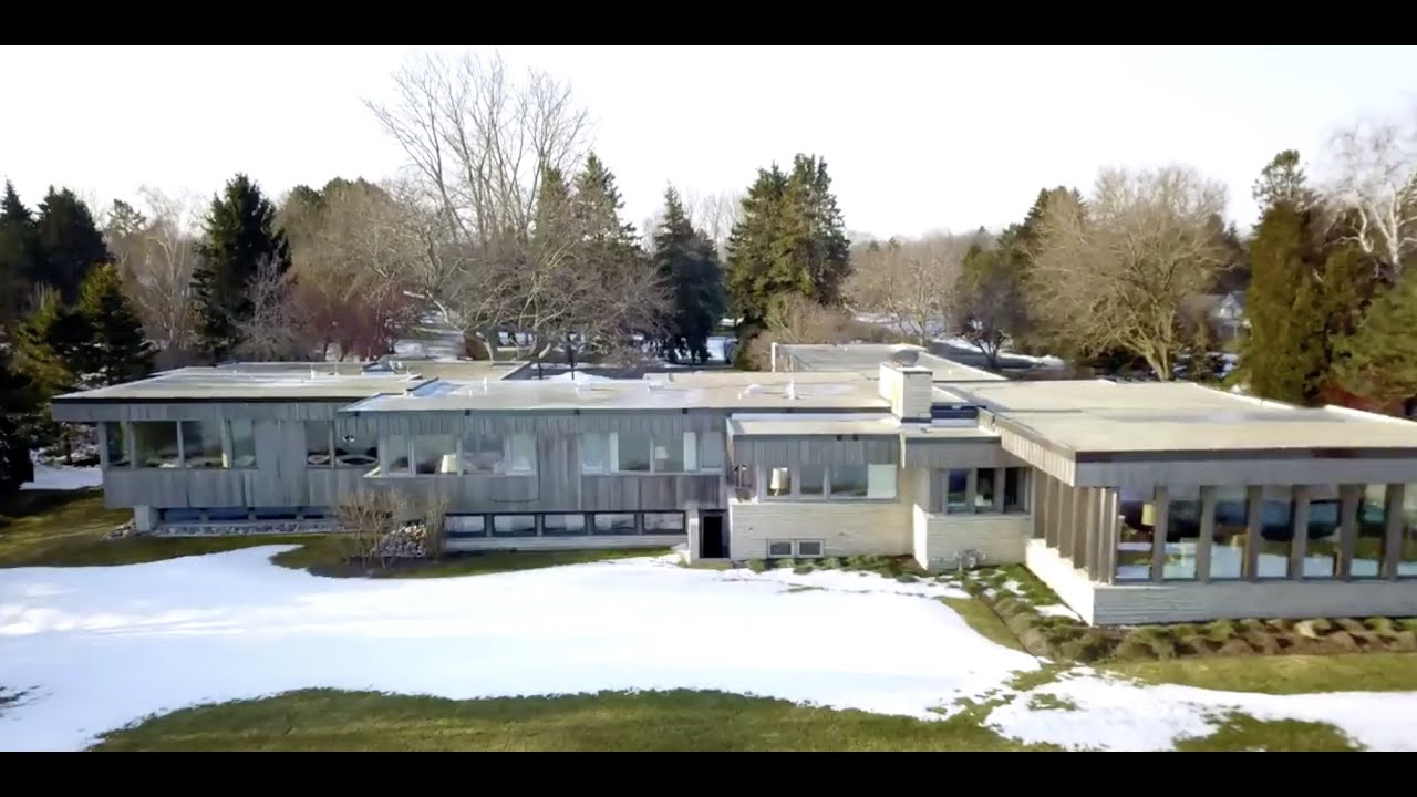 Lake Michigan Estate | WayUp Media - YouTube