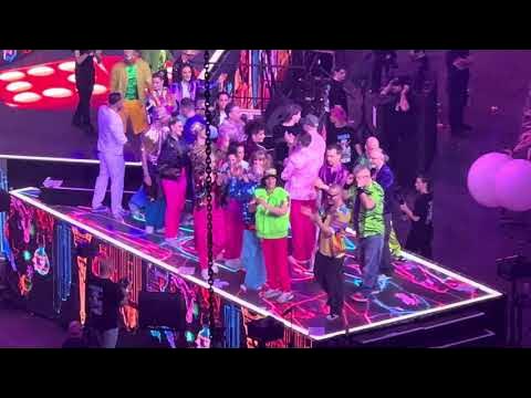 Elvitted a szívemet - Majka 360 | MVM Dome - YouTube