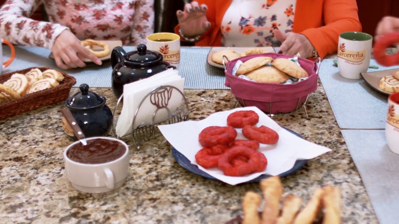 Panadería la Zarcereña, el rico sabor casero - YouTube