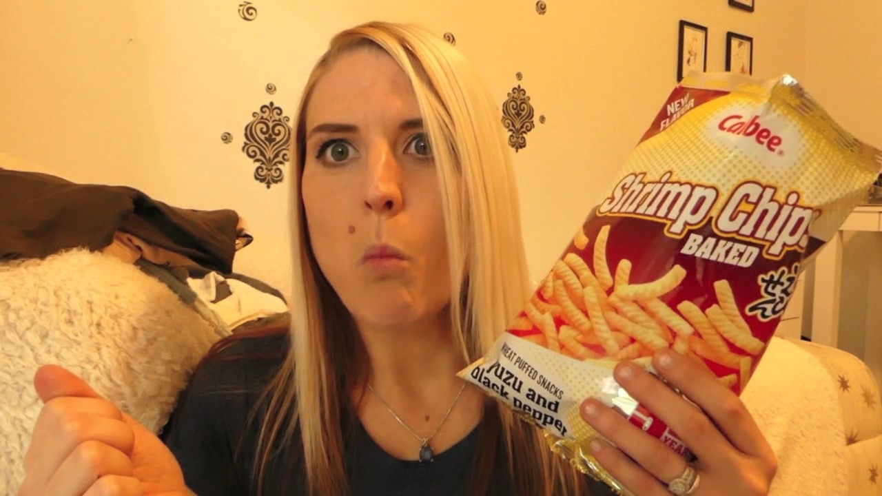 Susie Eats: Yuzu & Black Pepper Shrimp Chips - YouTube