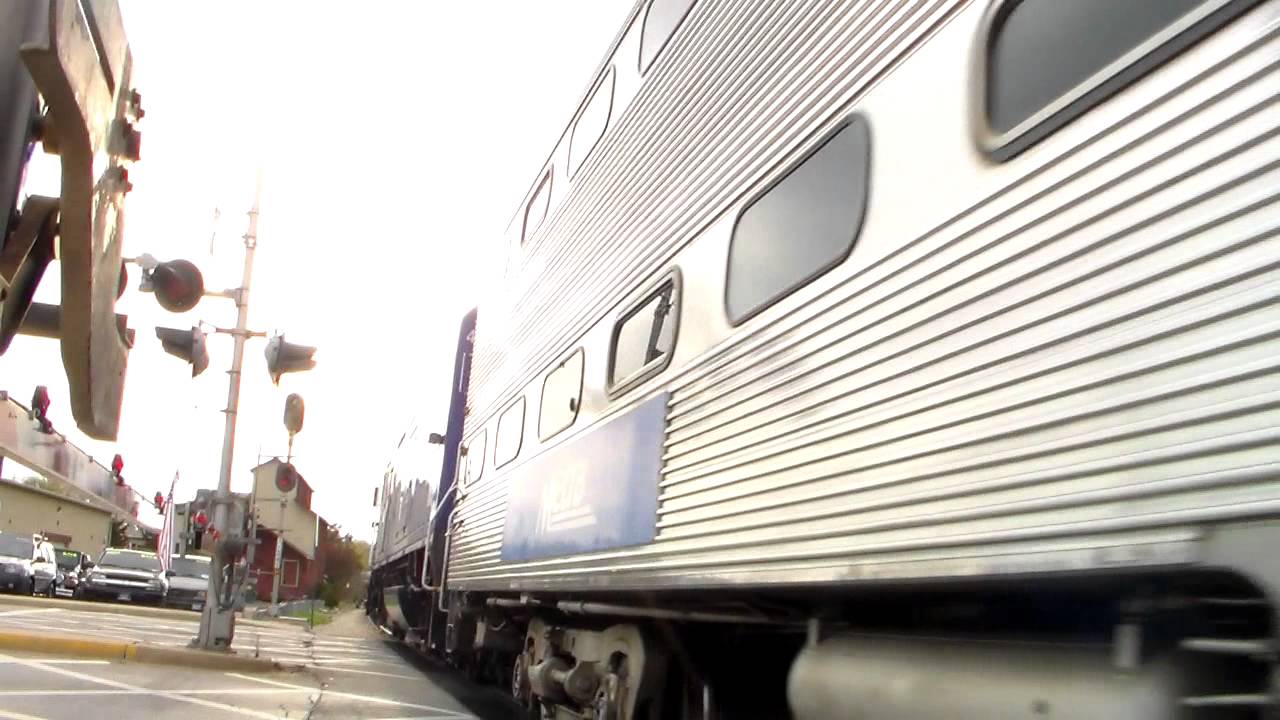 Metra MP36PH-3S 407 leads an outbound arriving/departing New Lenox IL w ...