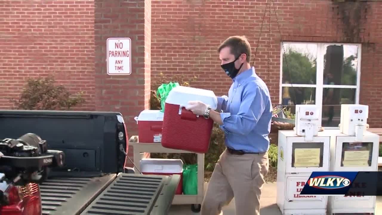 Kentucky delivers 1 millionth senior meal since pandemic struck - YouTube