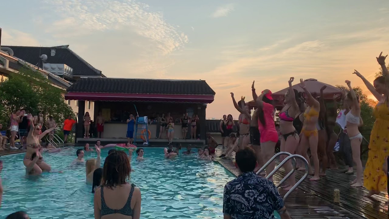 Latin pool party and girls dancers1 - YouTube