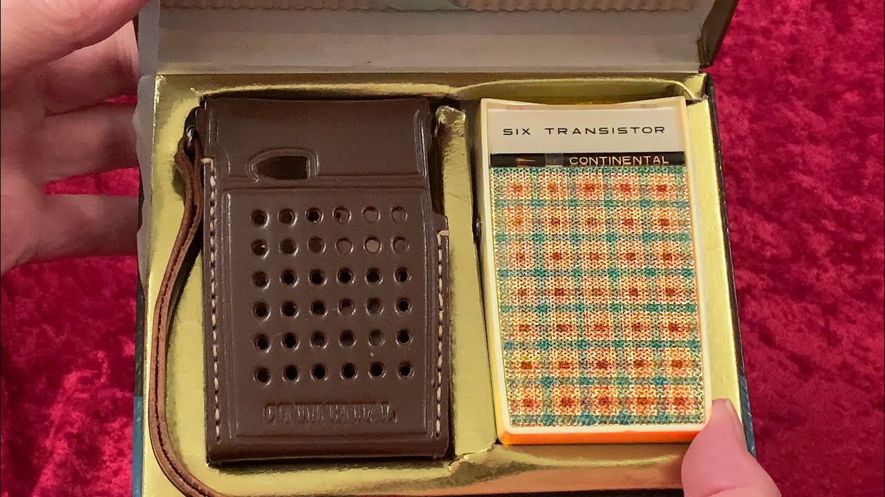 old radio. plaid grille. cool. unboxing - YouTube