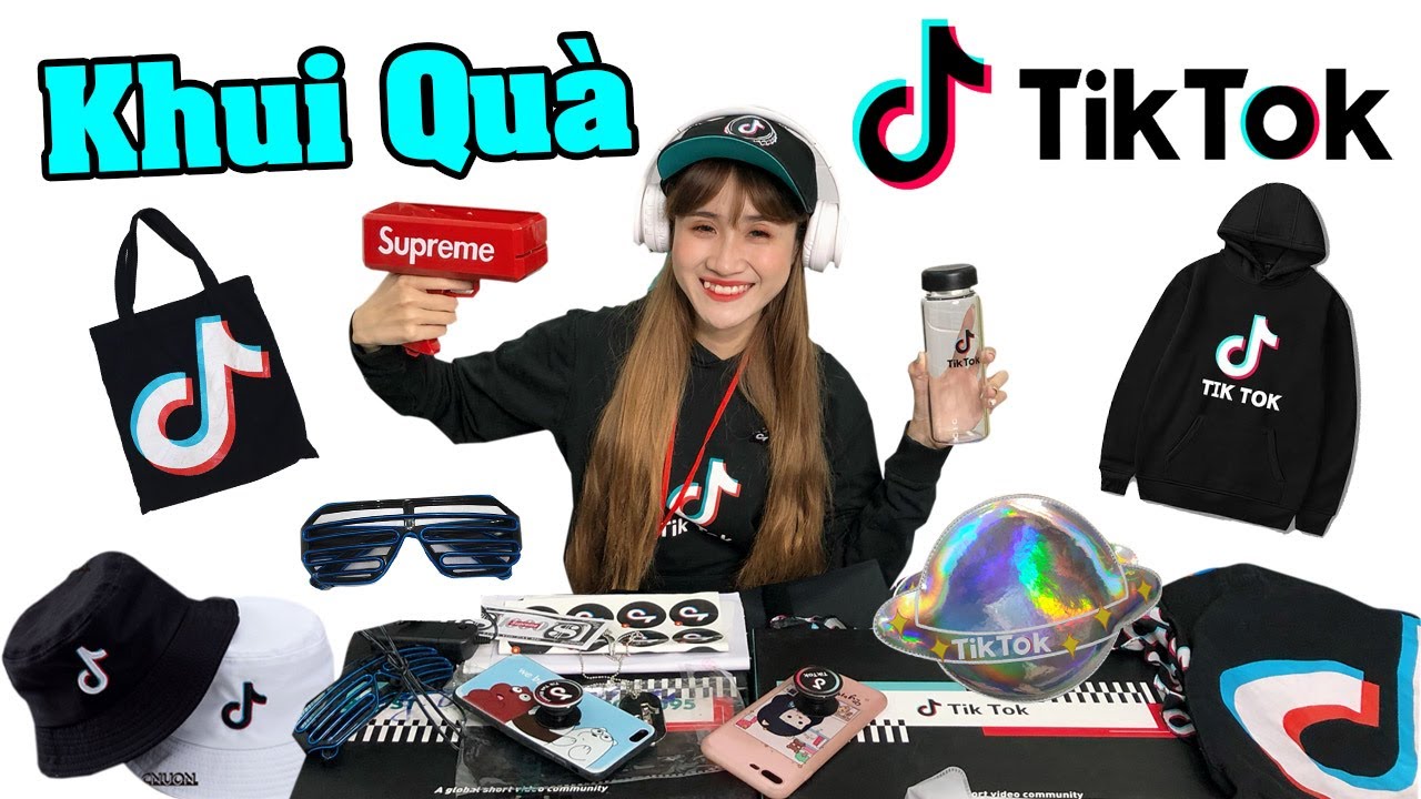 Bật Mí Những Món Quà TIKTOK Tặng Vê - Vê Vê Channel - YouTube