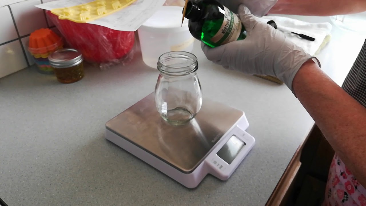 POURING MESS & WASTE FREE FROM A BOTTLE~ - YouTube