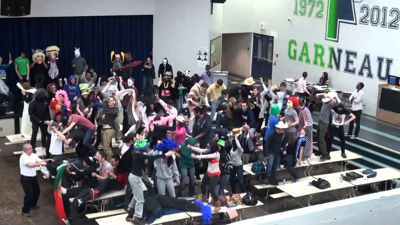 Harlemshake - École secondaire Garneau 12e 2013 - YouTube