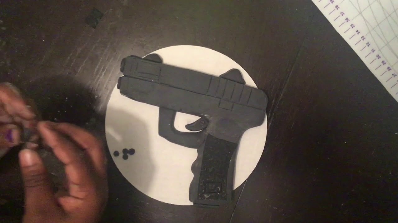 A Gun Made From Fondant - YouTube