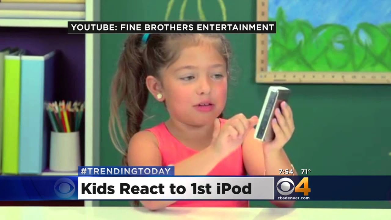 Kids React To 1st Generation iPod - YouTube