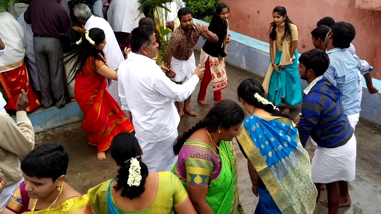 Badaga Community Dance - YouTube