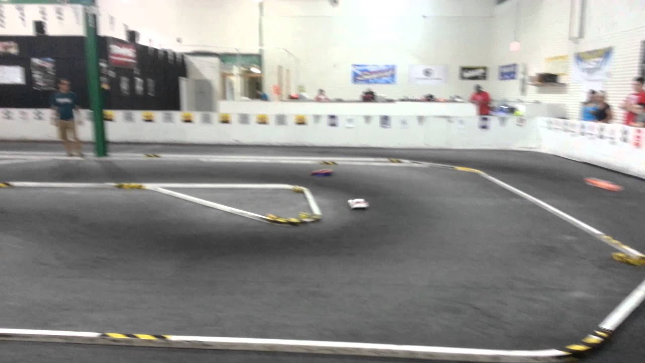 Rc car world WGT A main 8/16/2015 - YouTube