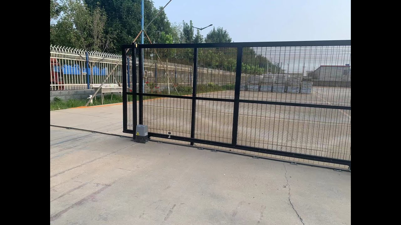 Anti Climb Fence Gate Welding - YouTube