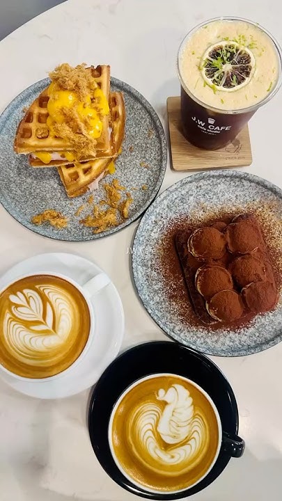 J.W. Cafe | 台中咖啡廳。時隔三年多的仨人聚會，咖啡甜點永遠少不了。提拉米蘇是很大人的口味，酒香濃厚。#台中美食推薦 #下午茶 #台中甜點 - YouTube