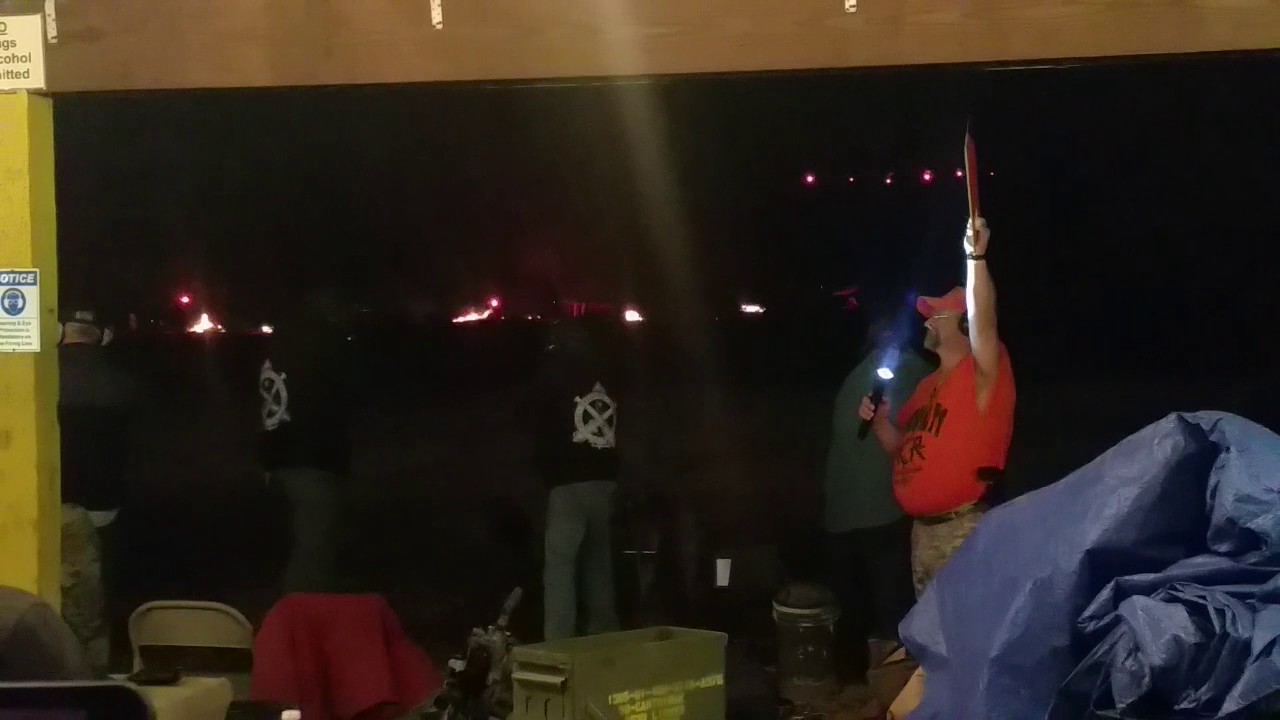 Knob creek 2017 night shoot machine gun shoot lights out - YouTube