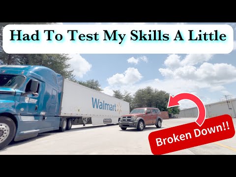 Truck Driver Swings 53’ Trailer Around Broken Down Car To Dock!!| Swift ...
