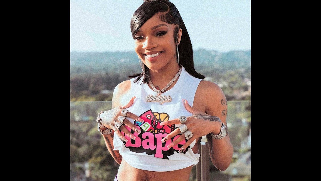 GloRilla x Flo Milli Type Beat 2024 - "Hooked" - YouTube