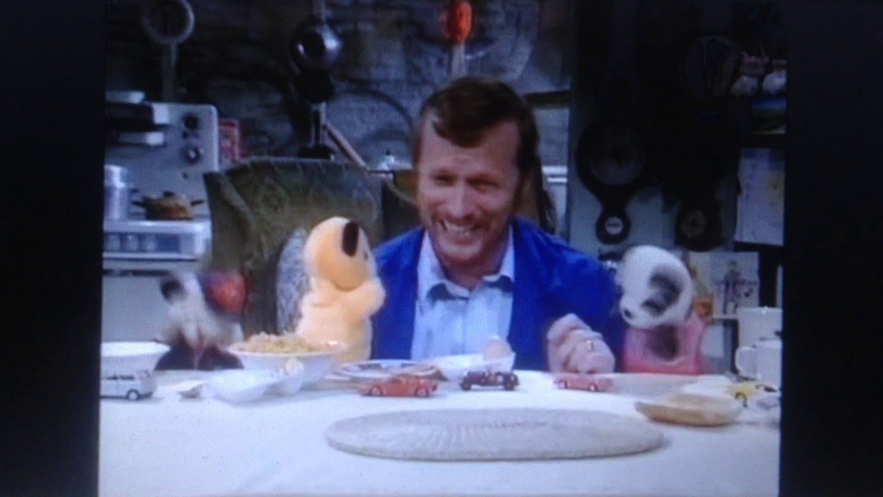 The VCI children's trailer from 1996, Warning screen and Thames Video ...